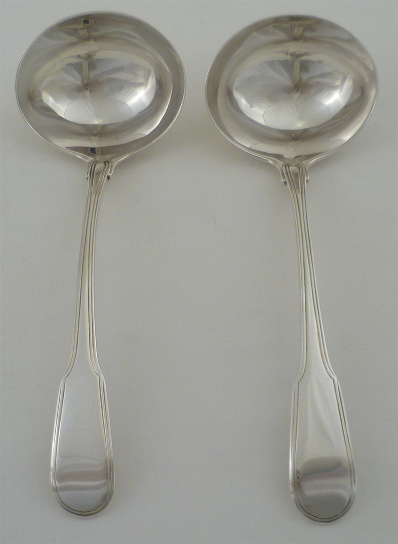 Pair English Georgian solid silver Fiddle & Thread pattern sauce ladles ...